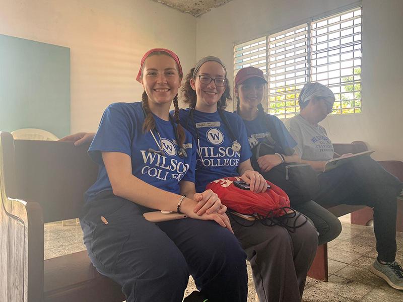 Dominican Republic J-term service trip | Wilson Edu